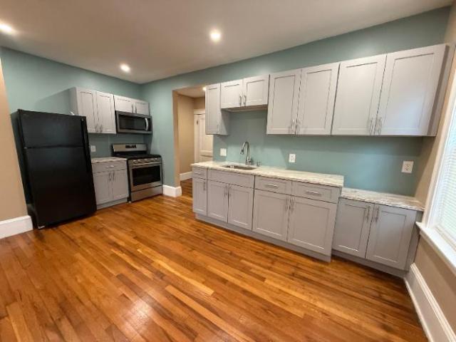 1 Br, 1 bath, Condo 4029 Washington St