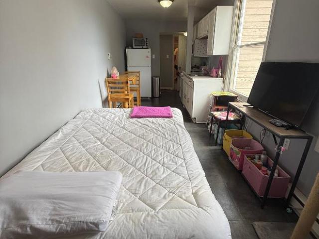 1 Br, 1 bath, Condo 406 N Loudoun St
