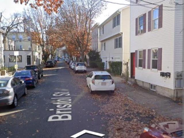 1 Br, 1 bath, Condo 40 Bristol St