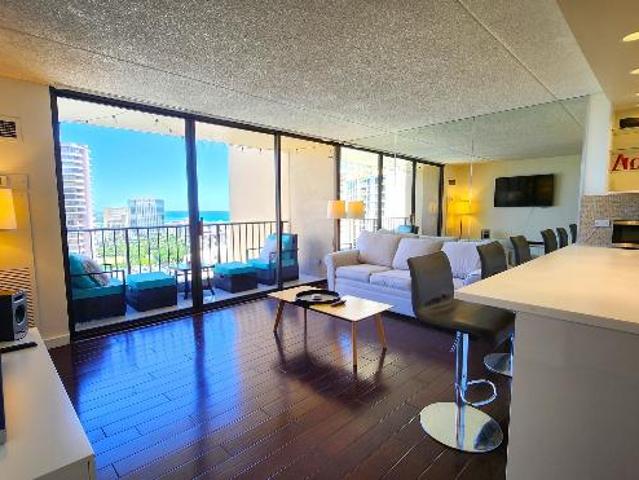 1 Br, 1 bath, Condo 411 Hobron Ln