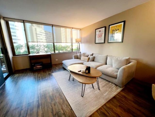 1 Br, 1 bath, Condo 411 Hobron Ln