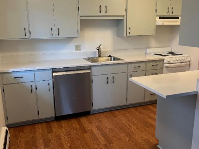 1 Br, 1 bath, Condo 412 N 45th St