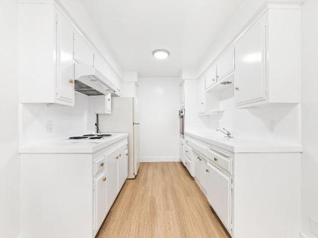 1 Br, 1 bath, Condo 412 W Queen St