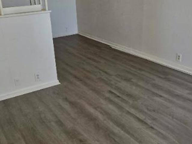 1 Br, 1 bath, Condo 414 E Ave A