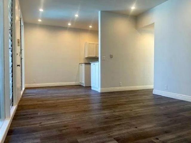 1 Br, 1 bath, Condo 4150 Los Feliz Blvd