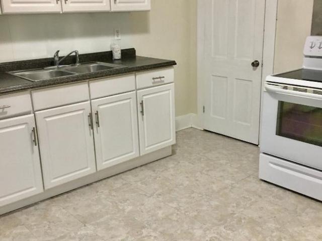 1 Br, 1 bath, Condo 415 W Grove St