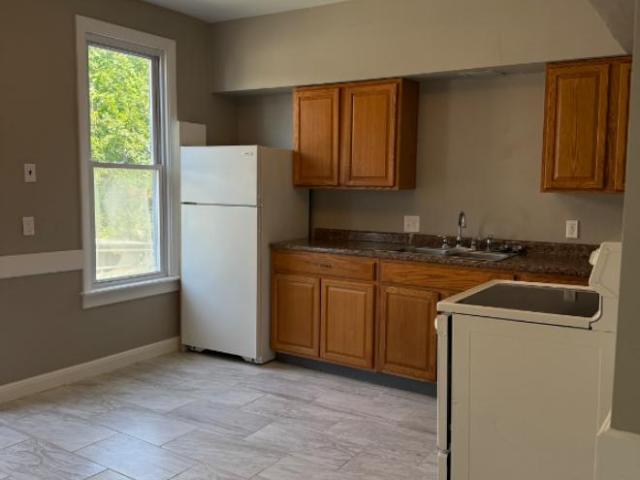 1 Br, 1 bath, Condo 418 West Third St