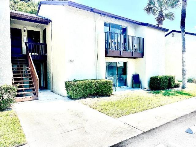 1 Br, 1 bath, Condo 4215 East Bay Dr