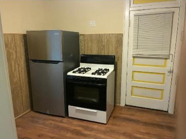 1 Br, 1 bath, Condo 4217 N Campbell Ave
