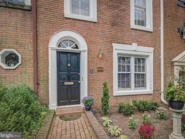 1 Br, 1 bath, Condo 4222 River Rd NW