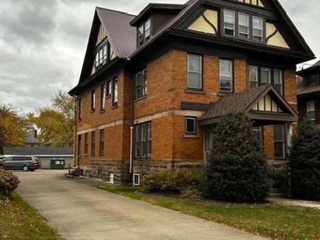 1 Br, 1 bath, Condo 422 West 10