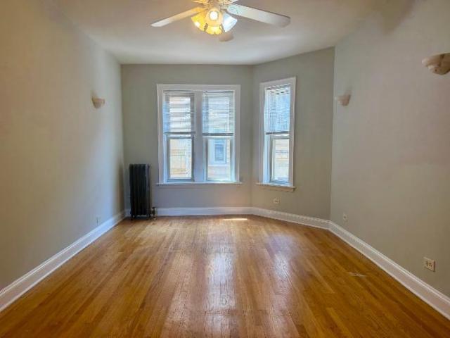 1 Br, 1 bath, Condo 4231 North Paulina Street