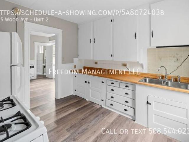 1 Br, 1 bath, Condo 425 Wood Ave
