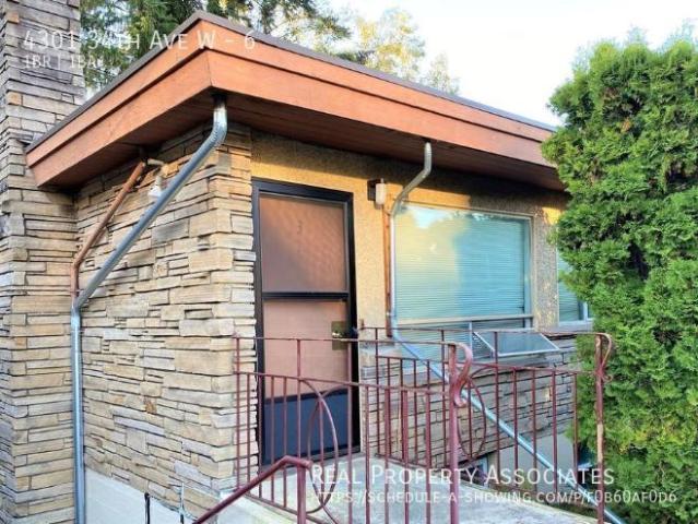 1 Br, 1 bath, Condo 4301 34th Ave W