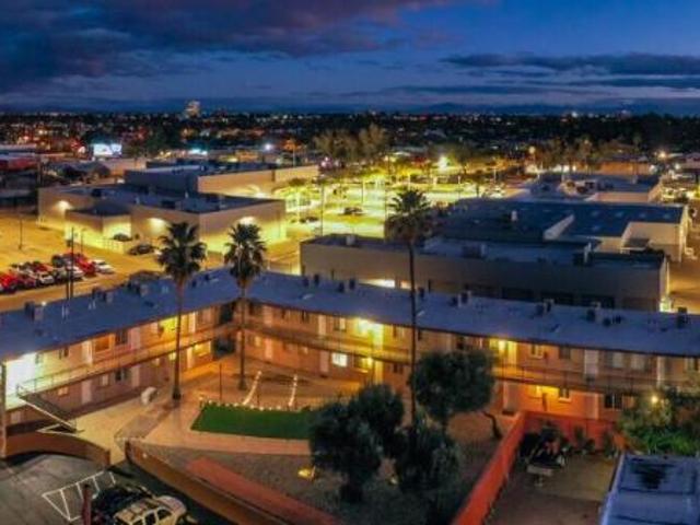 1 Br, 1 bath, Condo 4302 E Bellevue Street