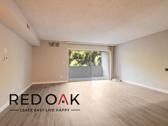 1 Br, 1 bath, Condo 4329 Colfax Ave