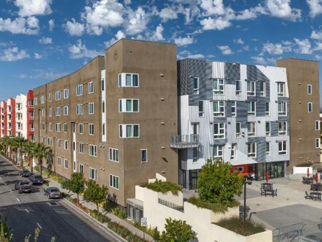 1 Br, 1 bath, Condo 4320 44th Street