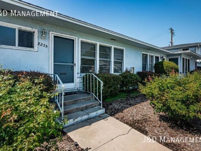 1 Br, 1 bath, Condo 4372 Louisiana Street