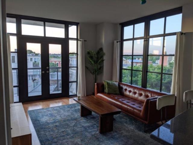 1 Br, 1 bath, Condo 437 New York Ave Nw