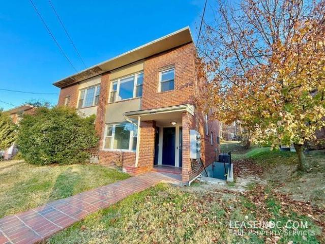 1 Br, 1 bath, Condo 4407 2nd Street NE