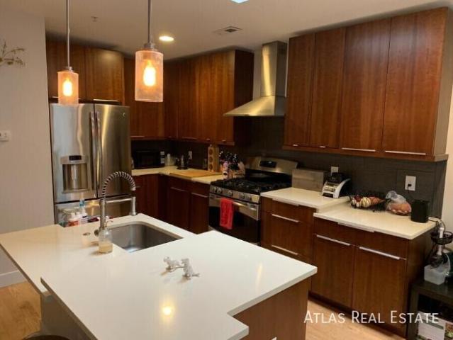 1 Br, 1 bath, Condo 4411 N Yates Street