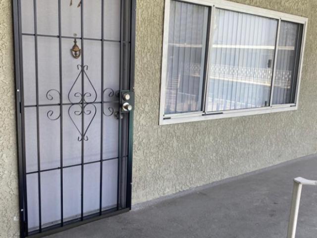 1 Br, 1 bath, Condo 444 E Rowland St
