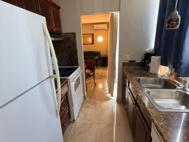 1 Br, 1 bath, Condo 444 Nahua St