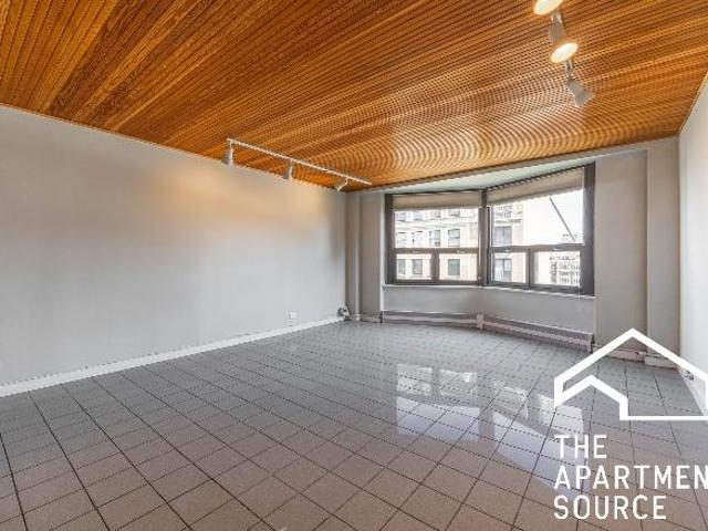 1 Br, 1 bath, Condo 445 West Wellington Ave