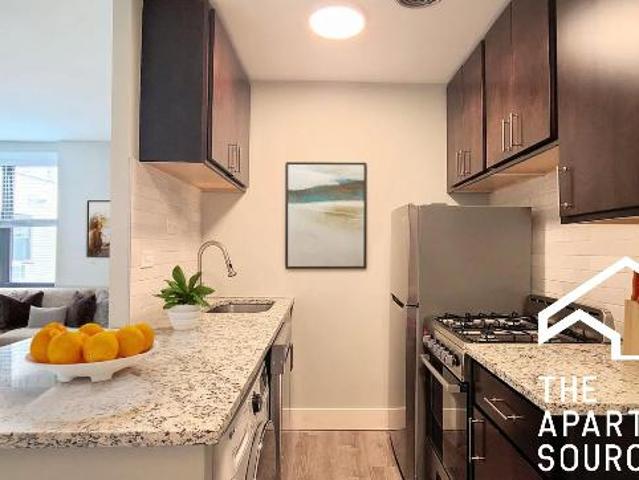 1 Br, 1 bath, Condo 445 West Barry Ave
