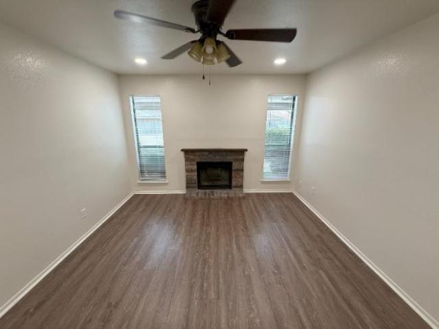 1 Br, 1 bath, Condo 4507 Coronado Ave