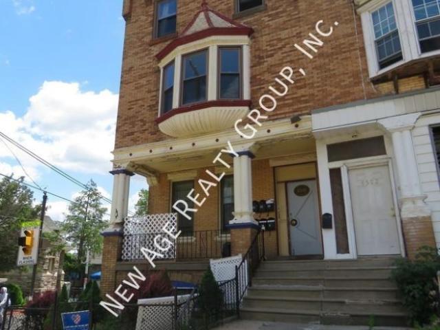 1 Br, 1 bath, Condo 4500 Springfield Avenue