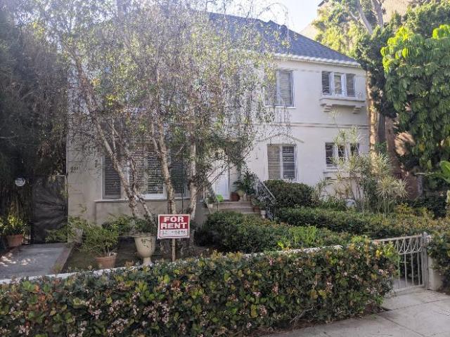 1 Br, 1 bath, Condo 451 N Oakhurst Dr