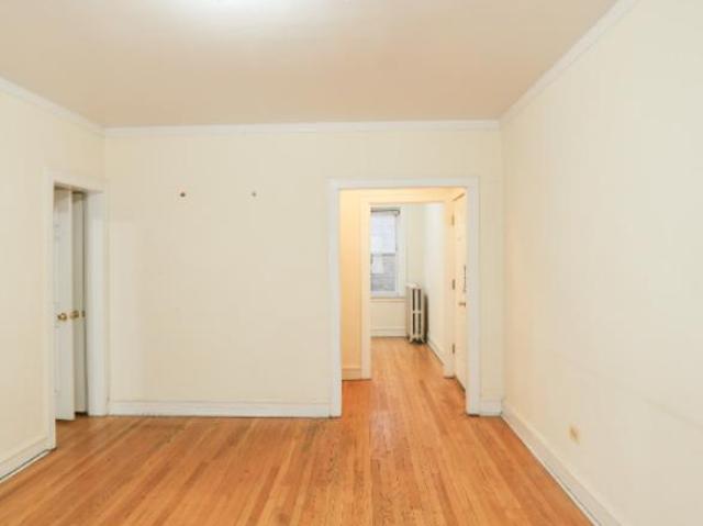1 Br, 1 bath, Condo 4520 Damen