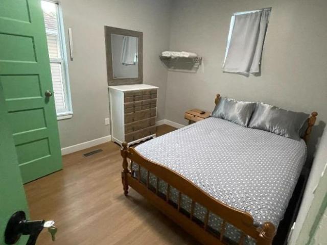 1 Br, 1 bath, Condo 4522 E Washington St