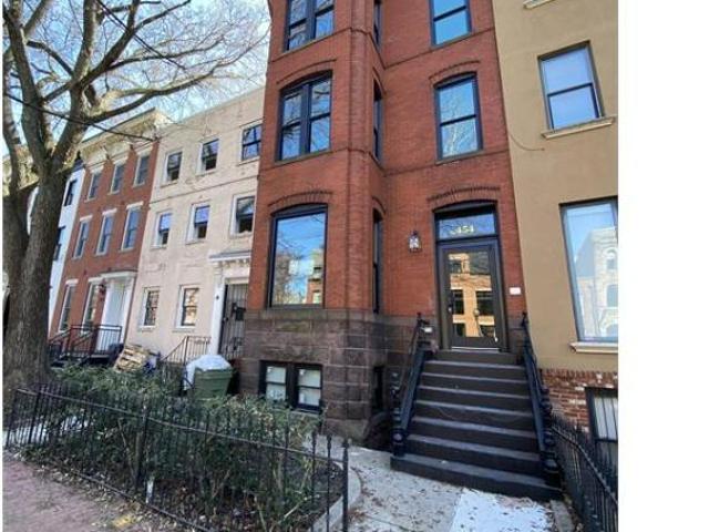 1 Br, 1 bath, Condo 454 M Street Nw