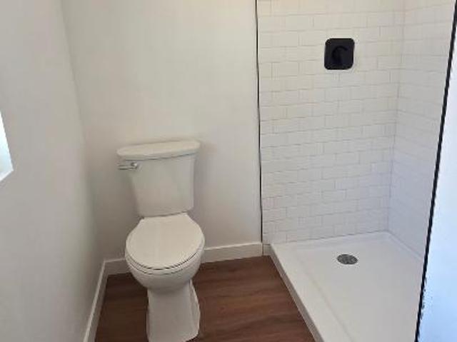 1 Br, 1 bath, Condo 469 W 2nd St