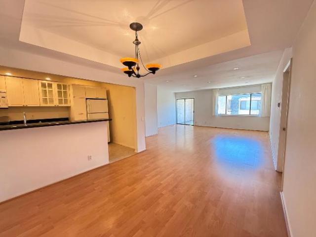 1 Br, 1 bath, Condo 4700 Natick Ave