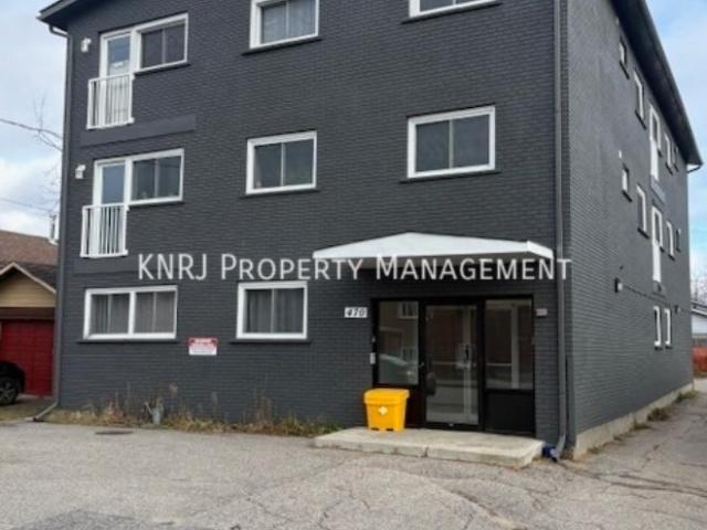 1 Br, 1 bath, Condo 470 Chippewa St W
