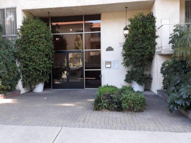1 Br, 1 bath, Condo 4730 Natick Ave