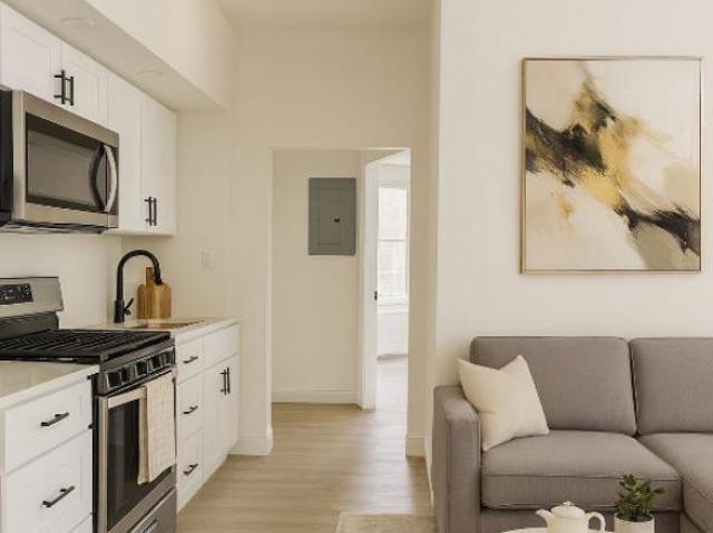 1 Br, 1 bath, Condo 4733 Cedar Avenue