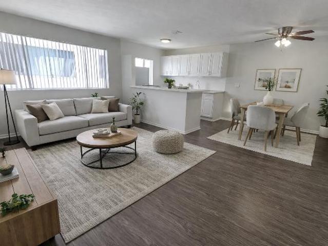 1 Br, 1 bath, Condo 4733 S Slauson Ave
