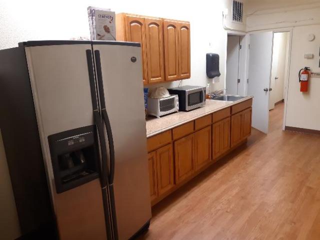 1 Br, 1 bath, Condo 4778 Dewey Dr
