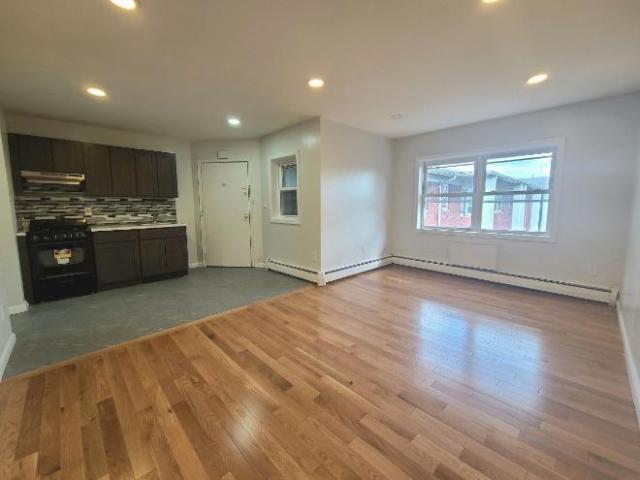 1 Br, 1 bath, Condo 479 Roseville Ave