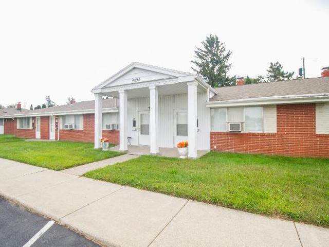 1 Br, 1 bath, Condo 4825 Hill Ave