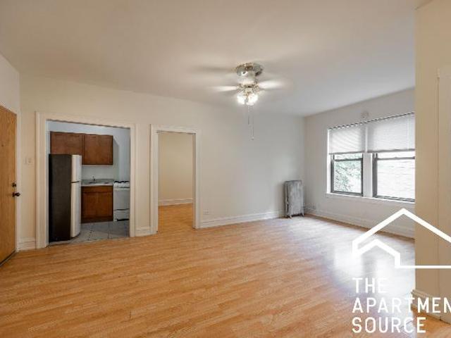 1 Br, 1 bath, Condo 4851 North Damen Ave