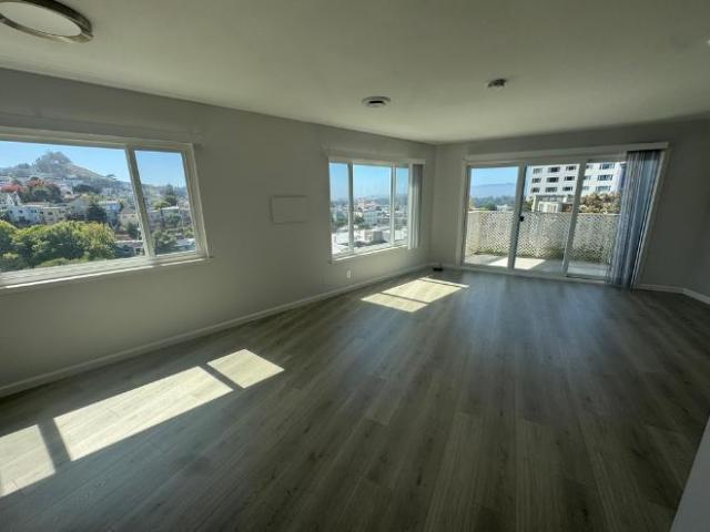 1 Br, 1 bath, Condo 485 Warren Drive