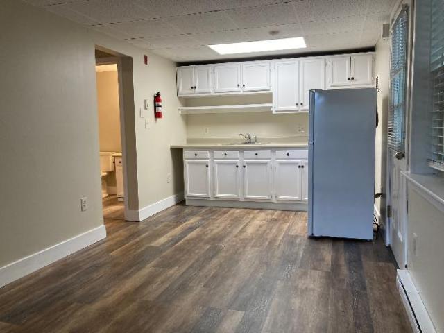 1 Br, 1 bath, Condo 48 Turnpike St