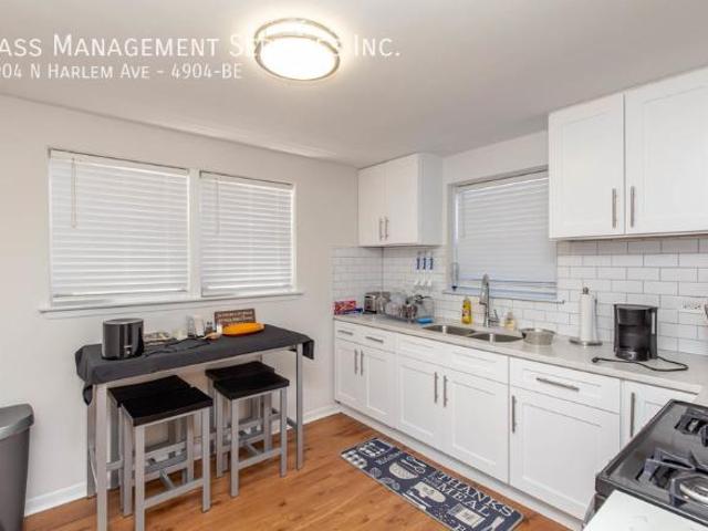 1 Br, 1 bath, Condo 4904 N Harlem Ave