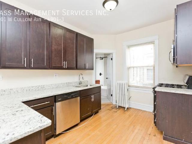 1 Br, 1 bath, Condo 4901 W Cullom Ave