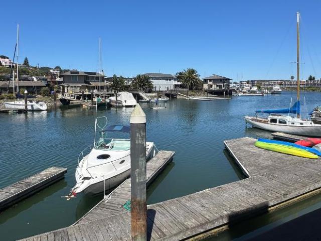 1 Br, 1 bath, Condo 490 Canal Steet